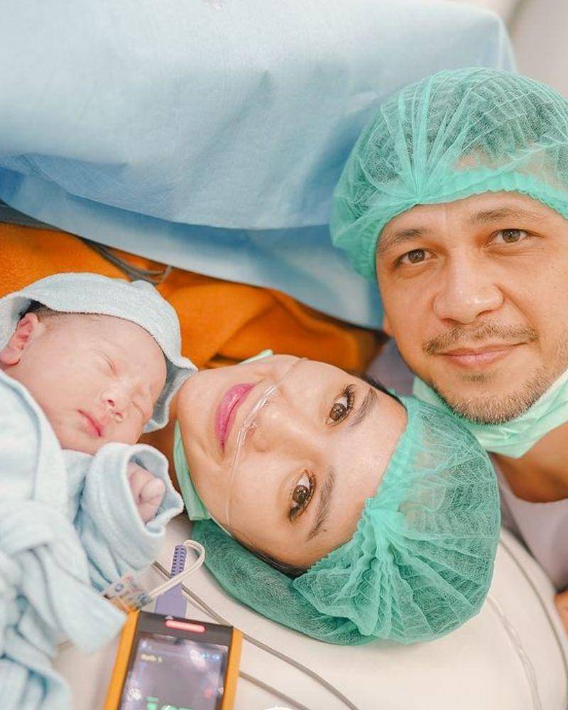 Raquel Larkin dan Zarry Hendrik Dikaruniai Bayi Laki-Laki | Popmama.com
